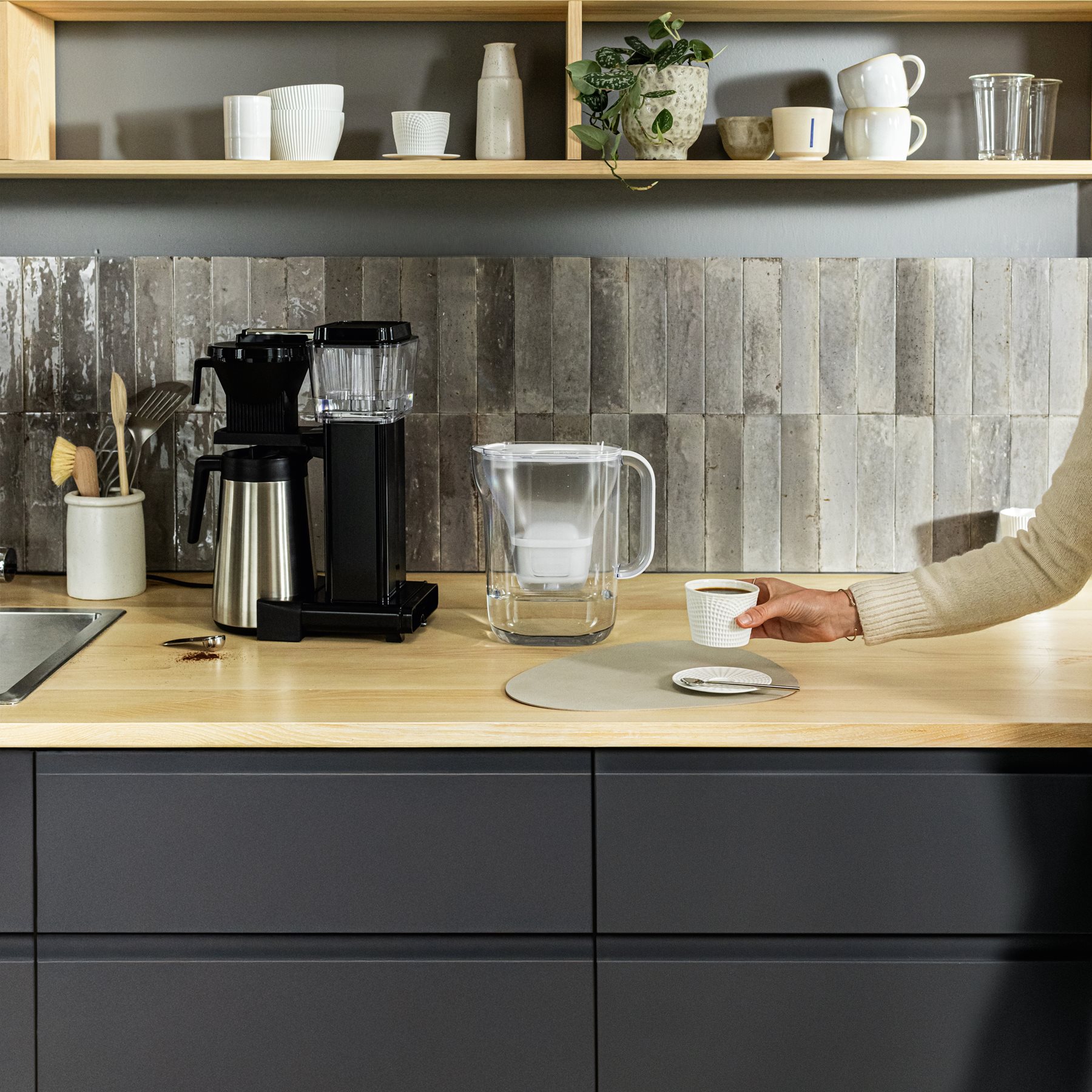 BRITA : L'eau filtrée pour sublimer votre café - Le Paris Café Festival ...